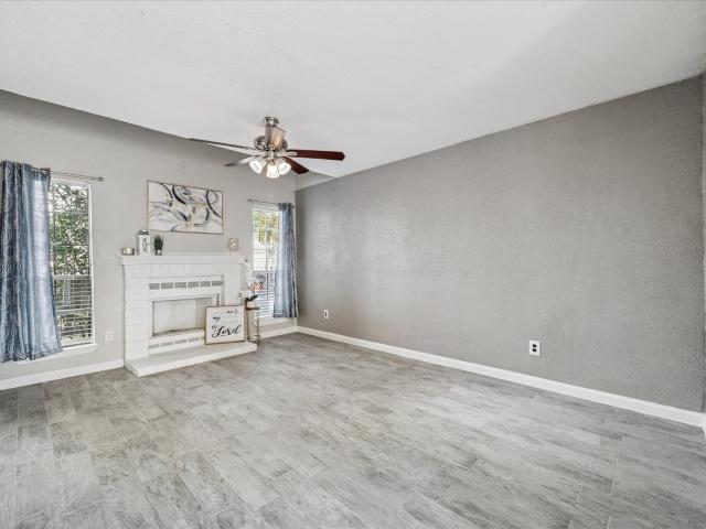 10501 South Drive 323