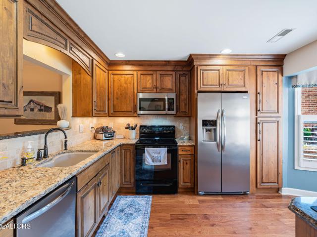 10502 Raven Court