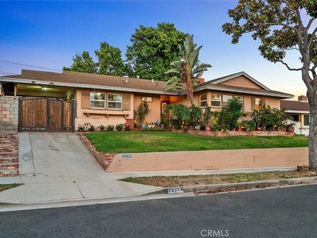 10502 S 8th Pl, Inglewood, CA 90303
