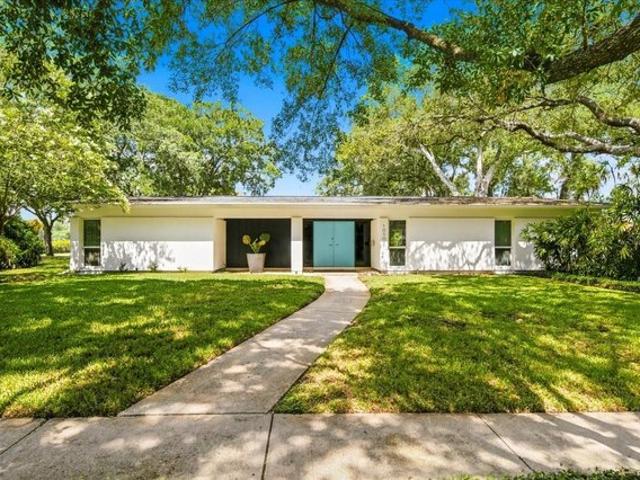 10502 Sago Rd, Tampa, FL 33618