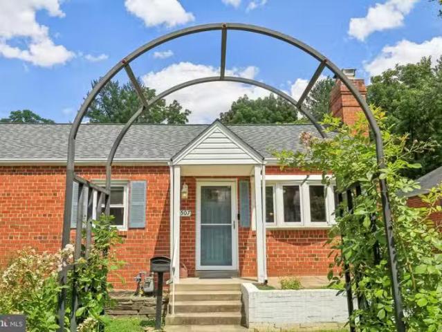10507 MALONE ST, SILVER SPRING, MD 20902 Single Family Residen.