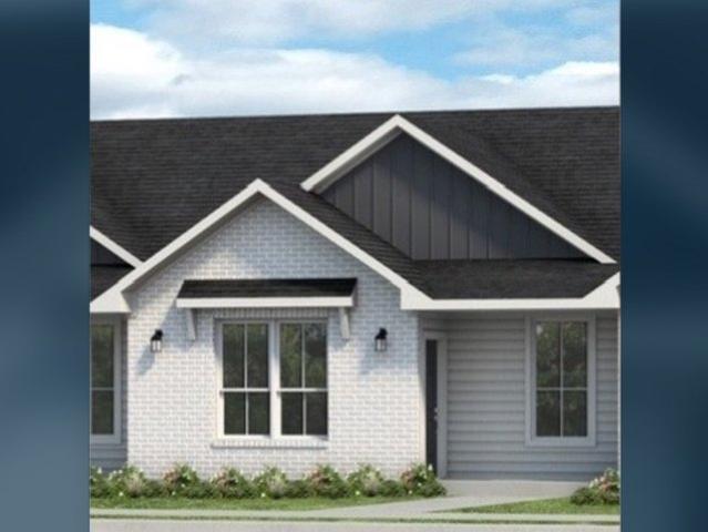 10506 Berry Branch Ln, Bryan, TX 77845