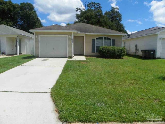 10508 Wilderness Ln, 3 beds, 2 full baths