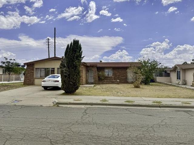 10508 Darin Rd, El Paso, TX 79925