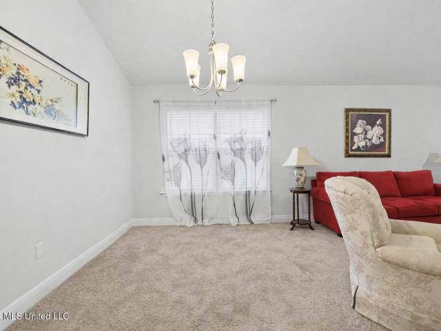 10508 Roundhill Drive