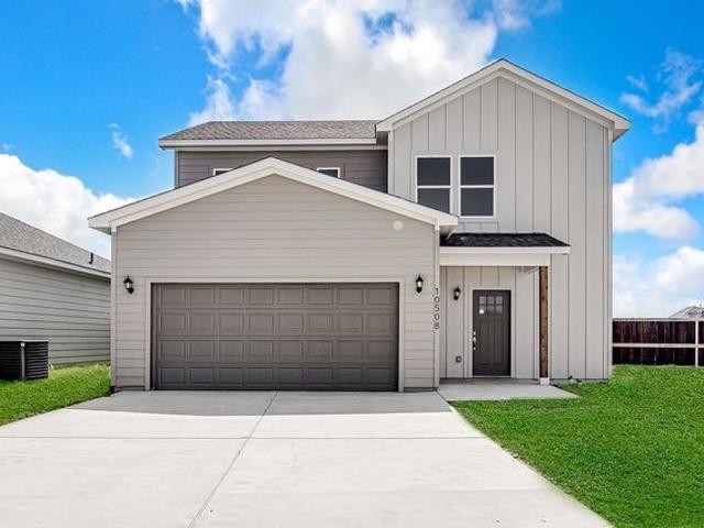 10508 Ruffin Dr, Fort Worth, TX 76131
