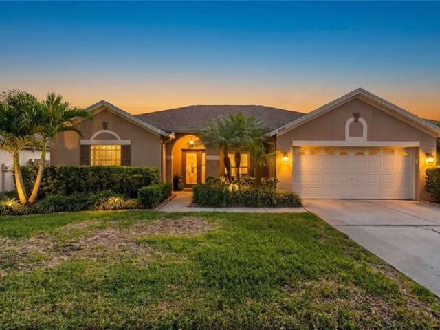 10509 Weybridge Dr, Tampa, FL 33626