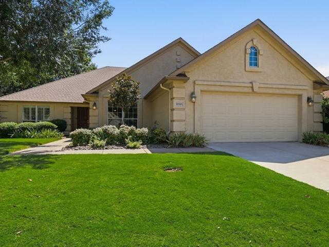 10509 Cascade Dr, Denton, TX 76207