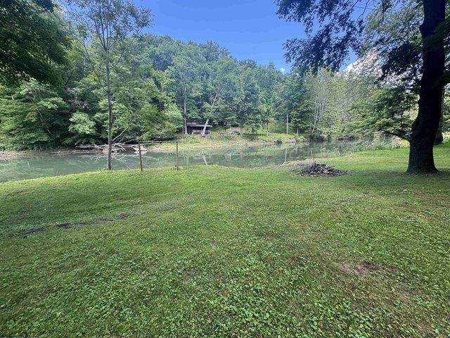 1050 McGee Ln, Volga, WV 26238