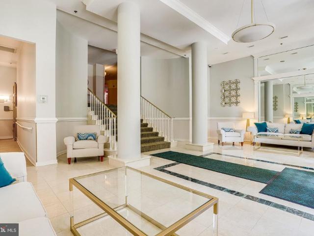 1050 N Taylor Street # 1 203