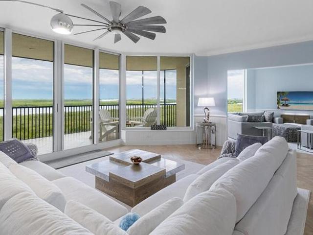 1050 Borghese 606, Naples, FL