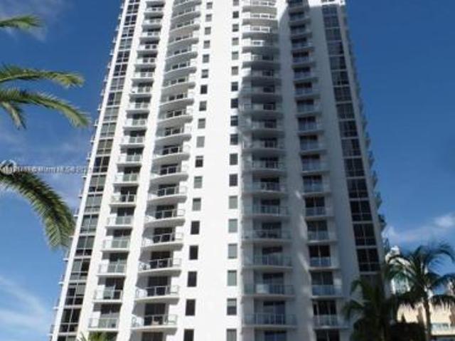 1050 Brickell Ave #606 Miami, FL 33131