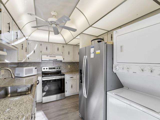 1050 Citrus Way, Unit 202, Delray Beach, FL 33445 | MLS #R11126