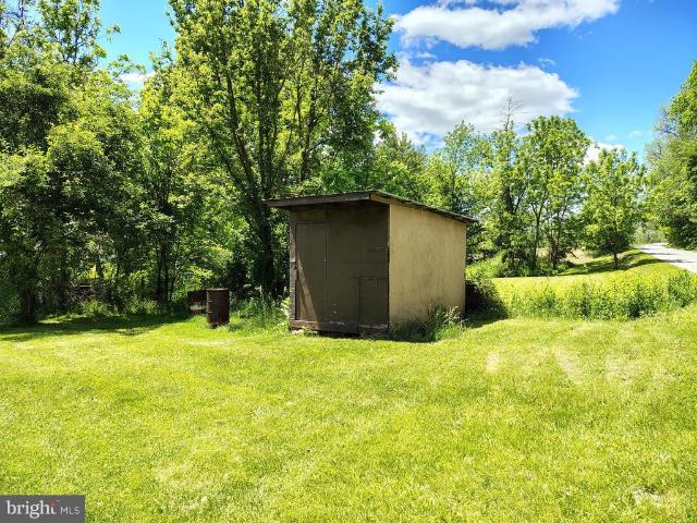1050 Creek Road