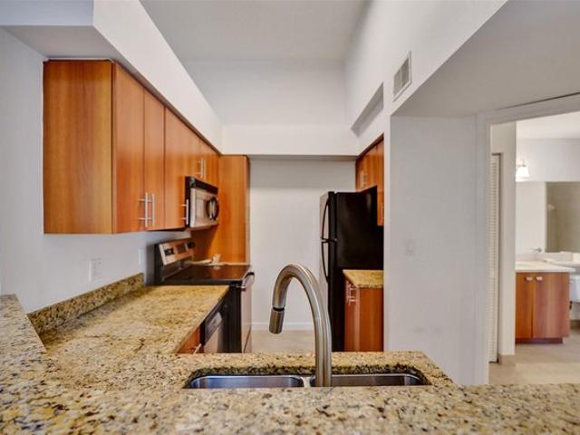 1050 Crystal Way Apt N, Delray Beach, FL 33444