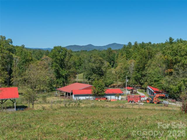 1050 Dale Road