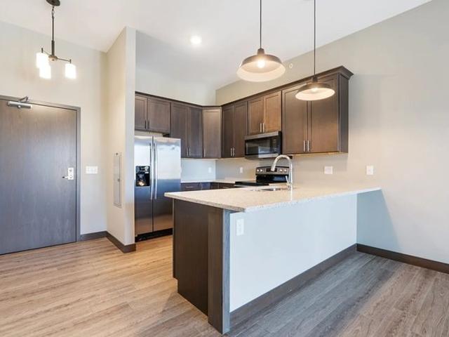 1050 Depot Ln SE, Cedar Rapids, IA 52401