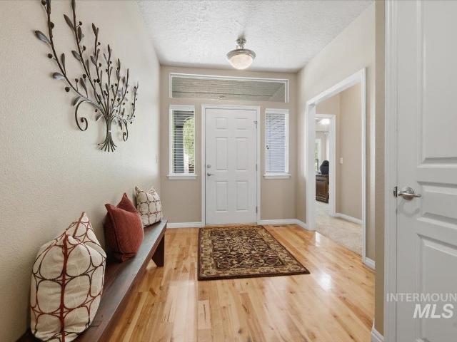 1050 E Legacy View Dr