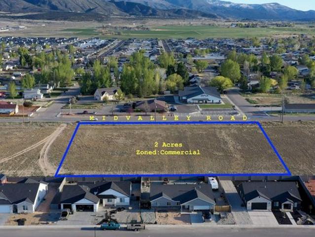 1050 E Midvalley Rd Unit Approx, Enoch, UT 84721