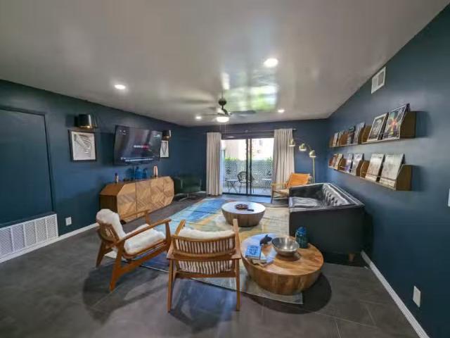 1050 E Ramon Rd #52, Palm Springs, CA 92264