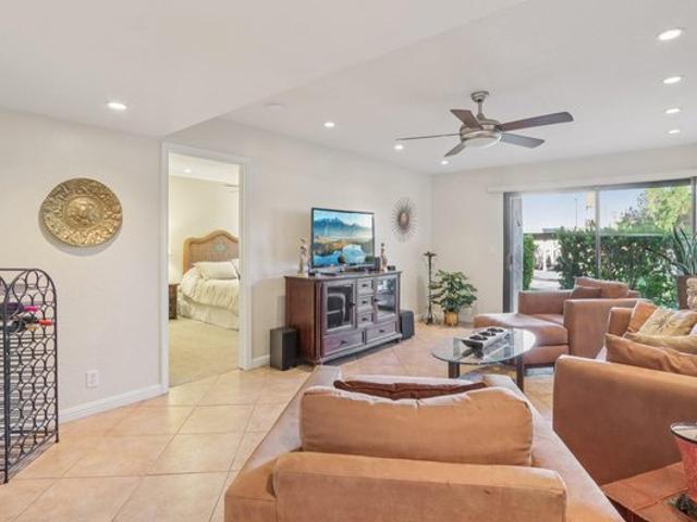 1050 E Ramon Rd Unit 41, Palm Springs, CA 92264