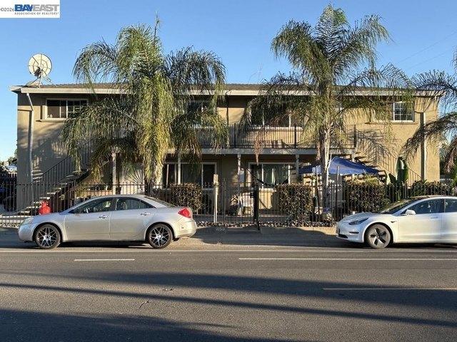 1050 Grand Ave, Sacramento, CA 95838