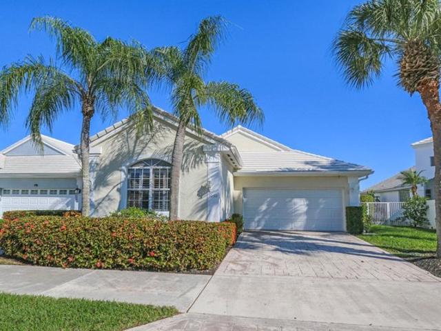 1050 Lytham Ct, West Palm Beach, FL 33411