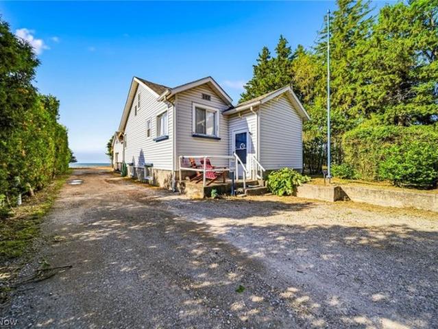 1050 Lake Rd, Conneaut, OH 44030