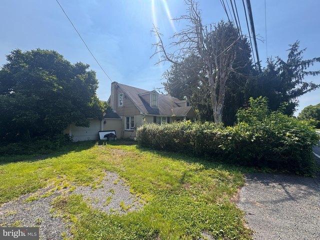 1050 Pocopson Rd, West Chester, PA 19382
