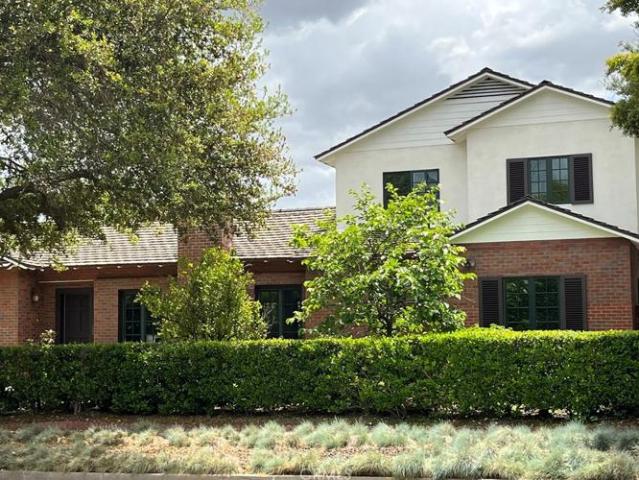 1050 Roxbury Rd, San Marino, CA 91108