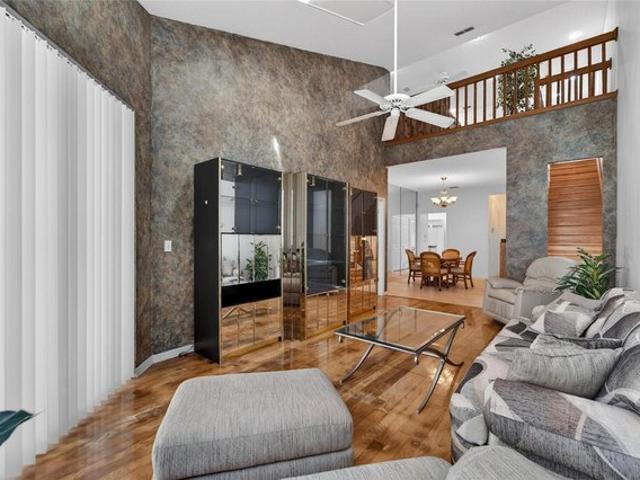 1050 Starkey Rd Unit 509, Largo, FL 33771