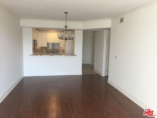 1050 S HOLT Avenue 404
