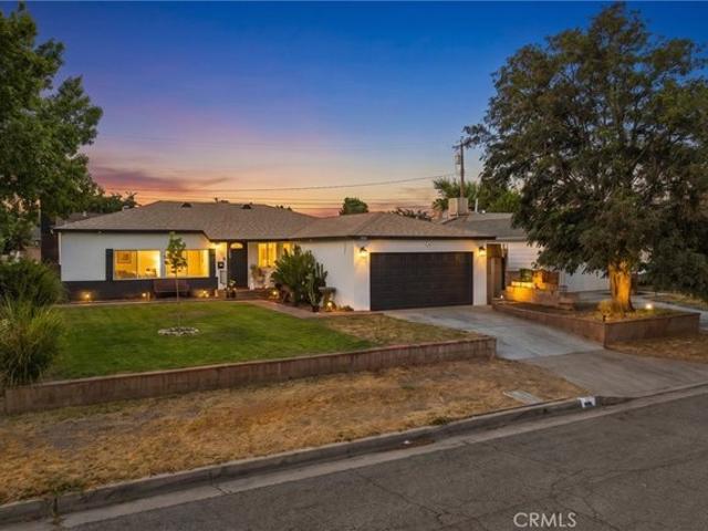 1050 W Avenue J6, Lancaster, CA 93534
