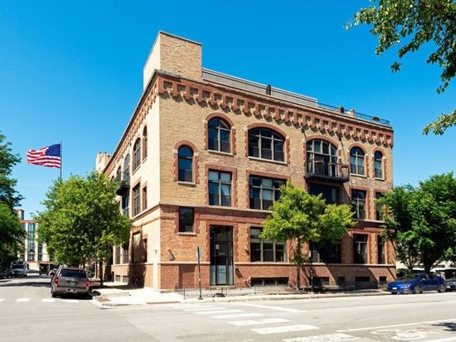 1050 W Hubbard St Apt 1E, Chicago, IL 60642