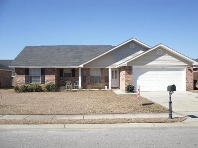 $1050 / 3br 1540ft² Spacious, open/split floorplan home in north Gulfport awaits you! Gulfport