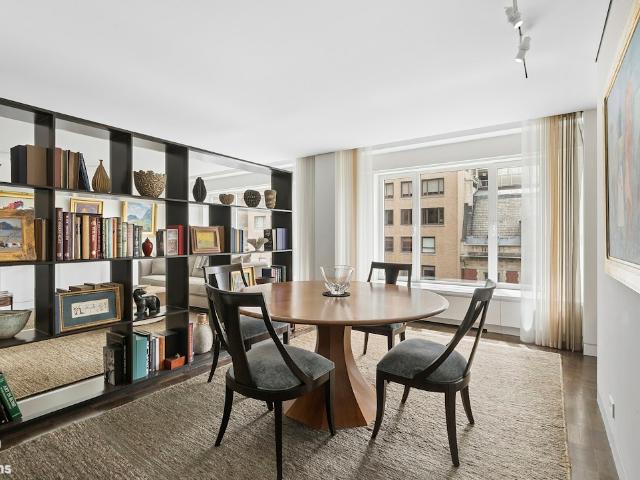 1050 5TH Avenue 7C