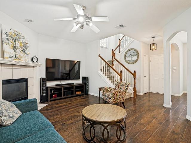 10513 Greenbriar Lane