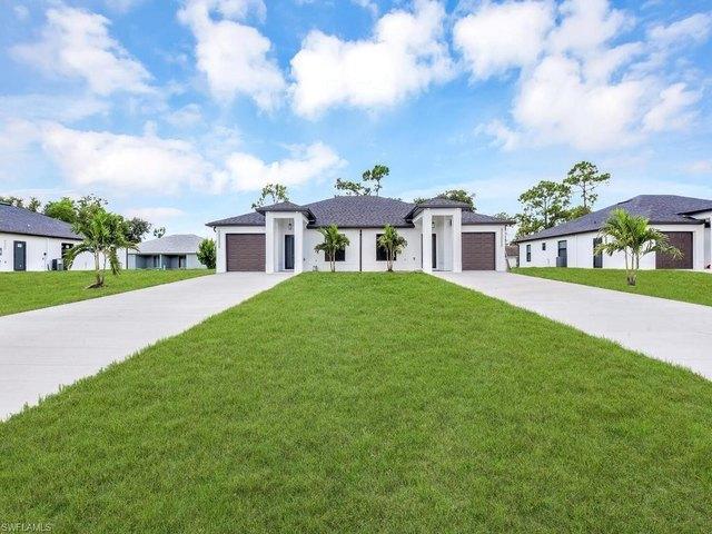 105/107 Meadow Rd, Lehigh Acres, FL 33973