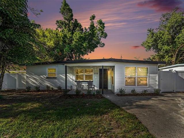 10510 th Ave, Largo, FL 33773