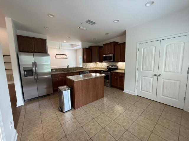 10510 Dunmore Dr