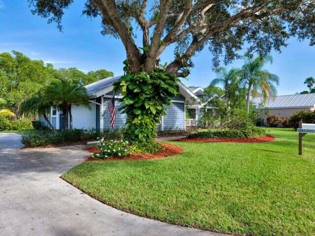 10510 SE Jupiter Narrows Dr, Hobe Sound, FL 33455 | MLS #R11094 | Compass