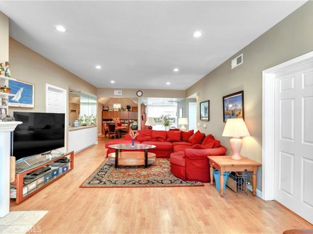 10511 Ashton Ave, Unit 101, Los Angeles, CA 90024 | MLS #DW25268 | Compass