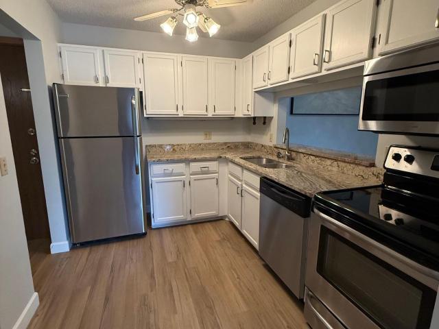 10511 Cedar Lake Road # 309