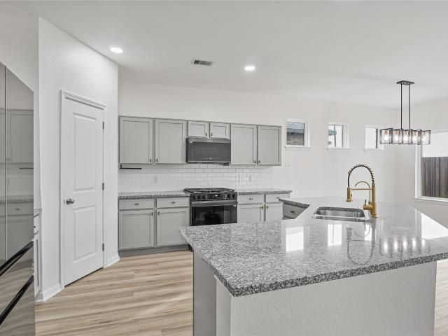 10511 Kings River Dr