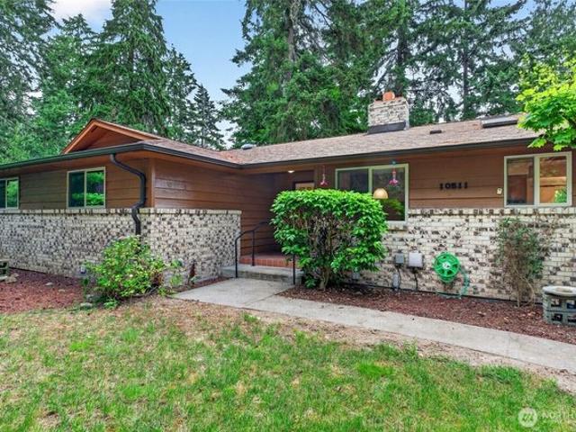 10511 Moller Dr NW, Gig Harbor, WA 98332