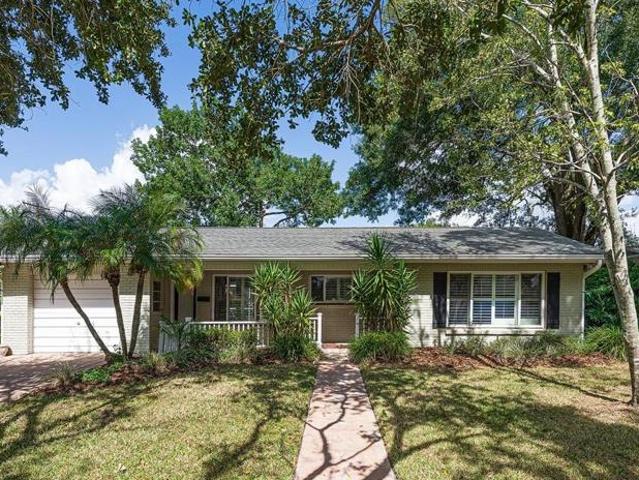 10511 Orange Grove Dr, Tampa, FL 33618