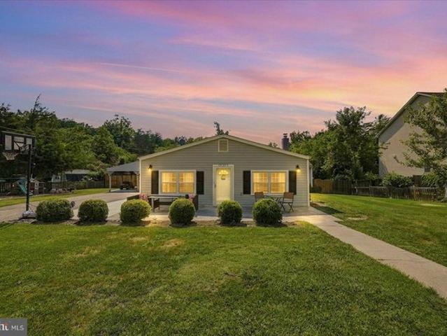 10512 Belmont Blvd, Lorton, VA 22079