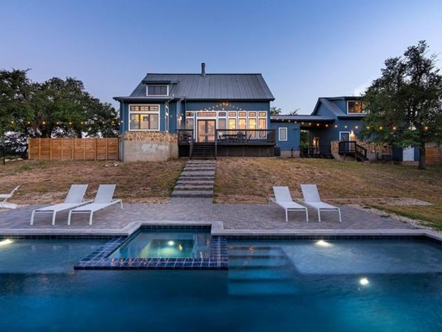 10512 Lake Park Dr, Dripping Springs, TX 78620