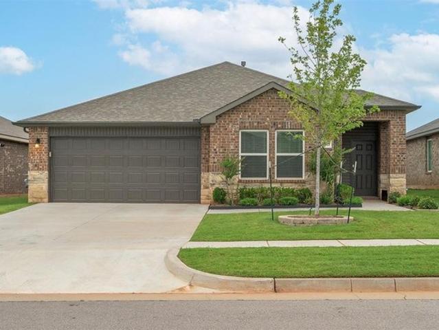 10517 SW 41st Pl, Yukon, OK 73099