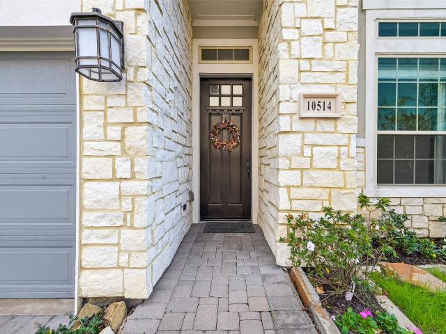 10514 Concha Ln, Houston, TX 77096 | MLS #95340 | Compass